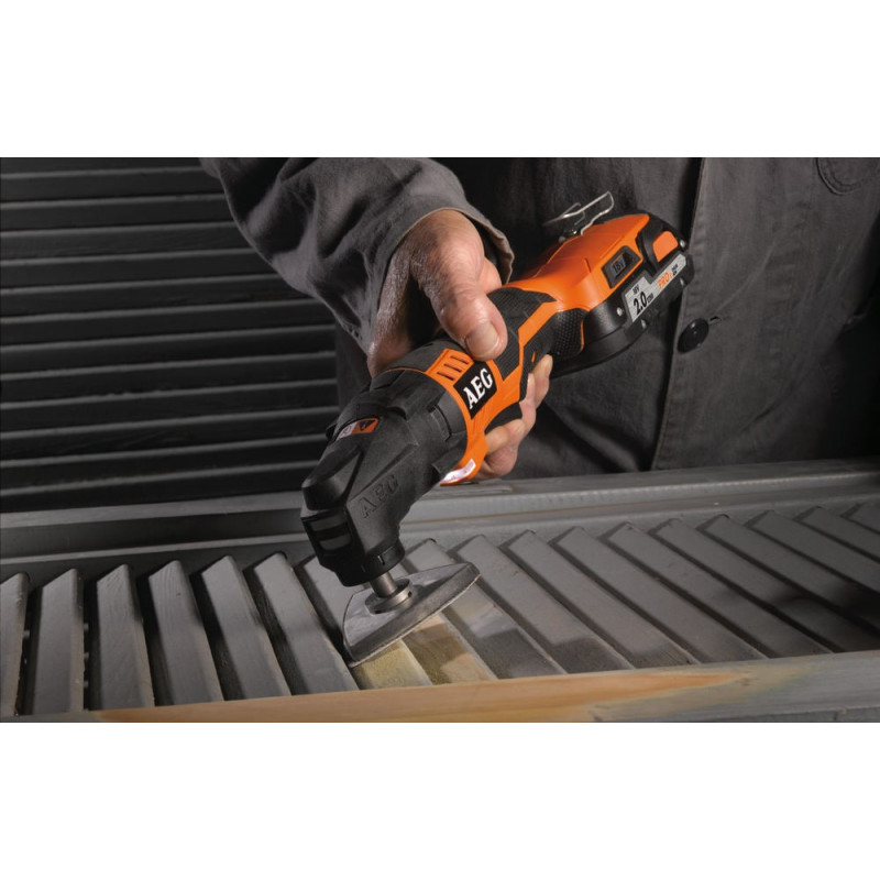 Outil Multifonctions Multi Tool Aeg 18v - 2 Batteries 2.0ah Et Chargeur ...